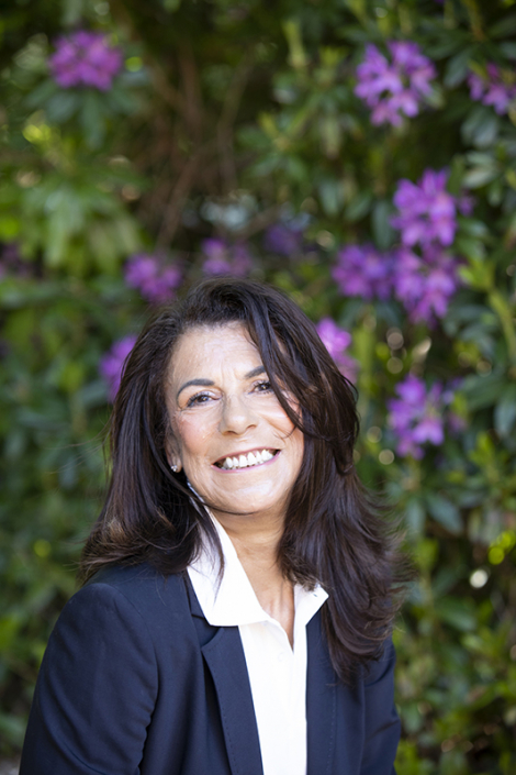 Profiles - Lindon-Travers Associates