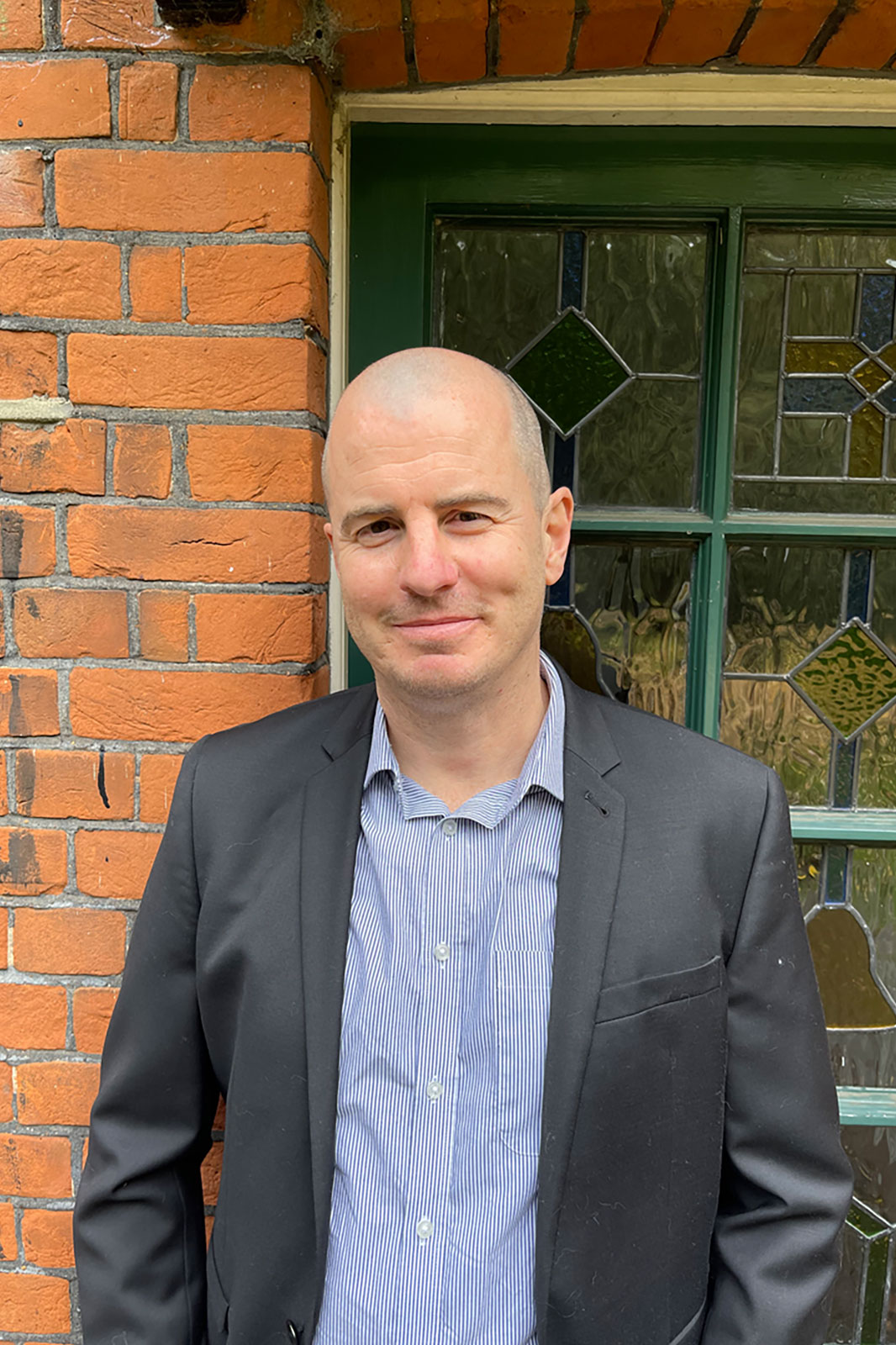 Profiles - Lindon-Travers Associates